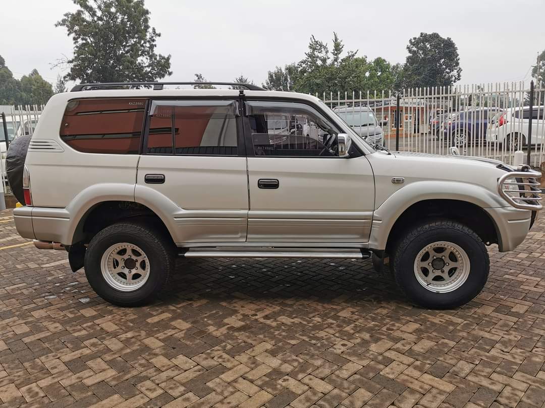 Toyota Land Cruiser Prado 95 – carfinder.co.ke